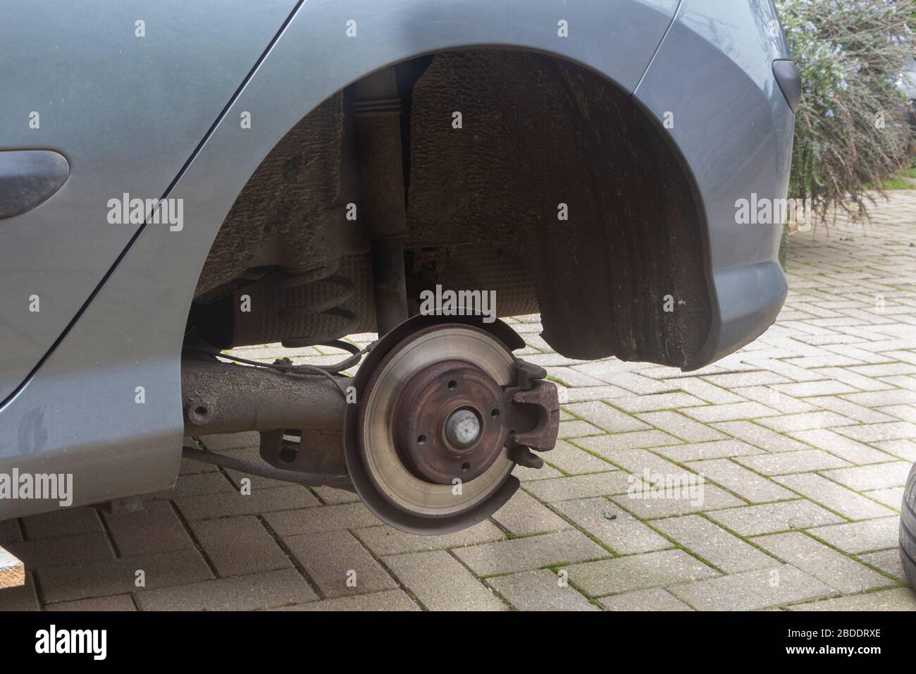 Break disk hi-res stock photography and images - Alamy