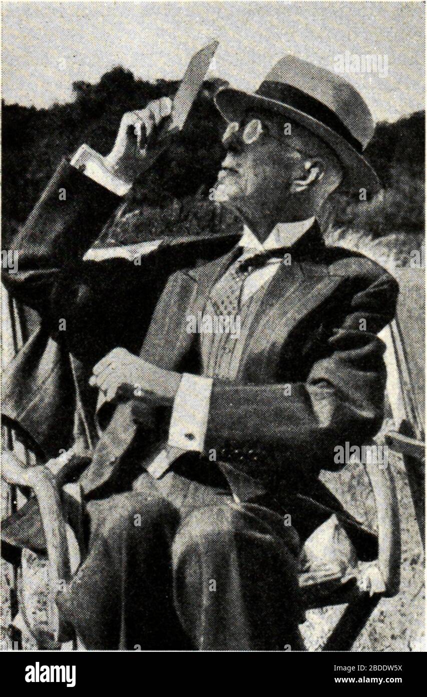 King gustaf v sweden hi-res stock photography and images - Alamy