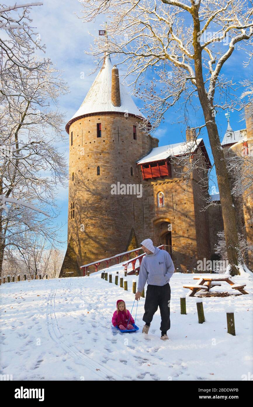 Castell coch christmas hi-res stock photography and images - Alamy