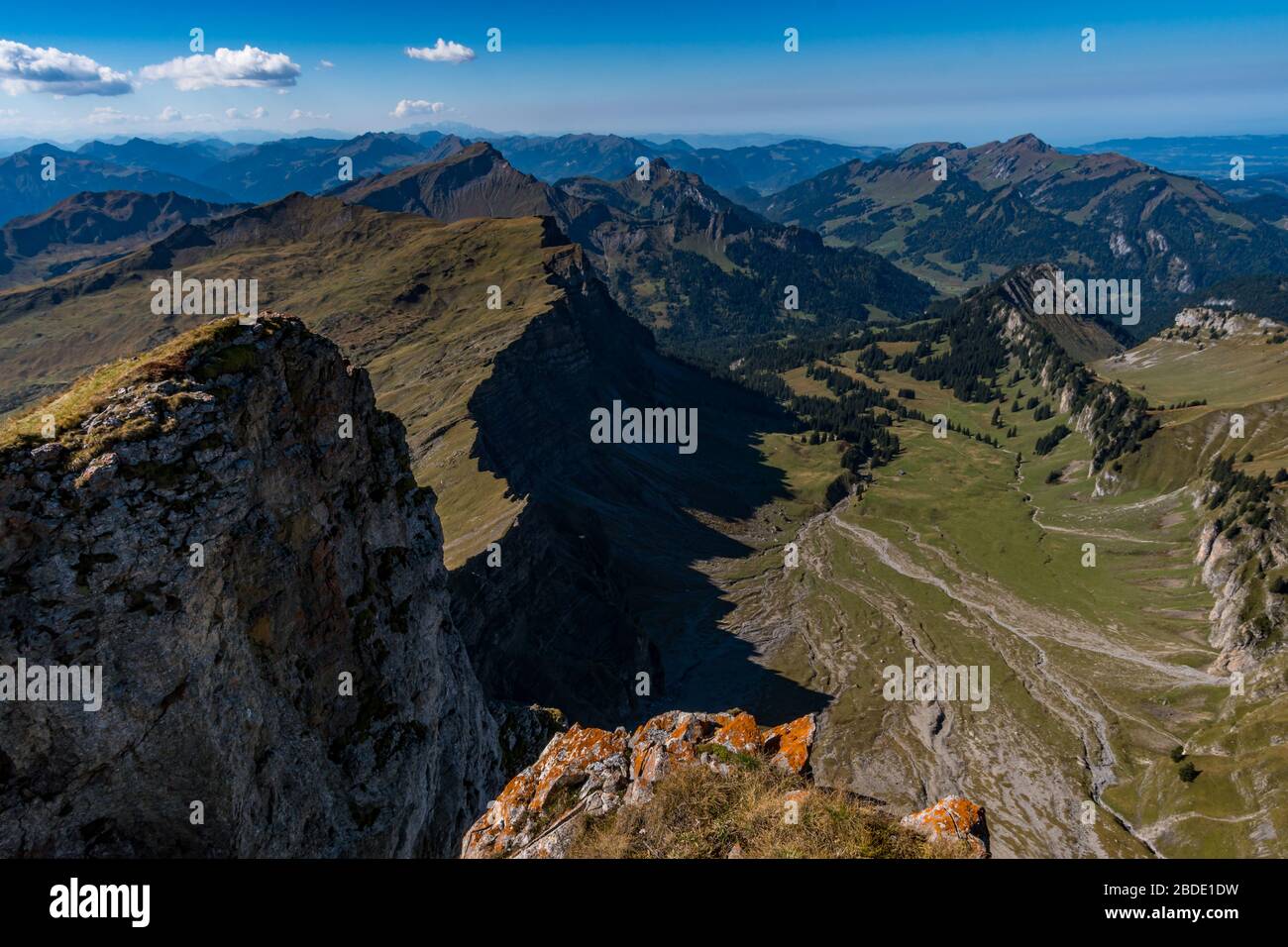 Fantastic hike on the Hohe Ifen in the Kleinwalsertal in the Allgau ...