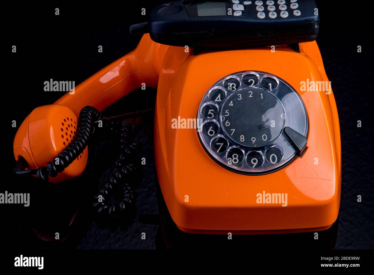 Analog Phone High Resolution Stock Photography and Images - Alamy