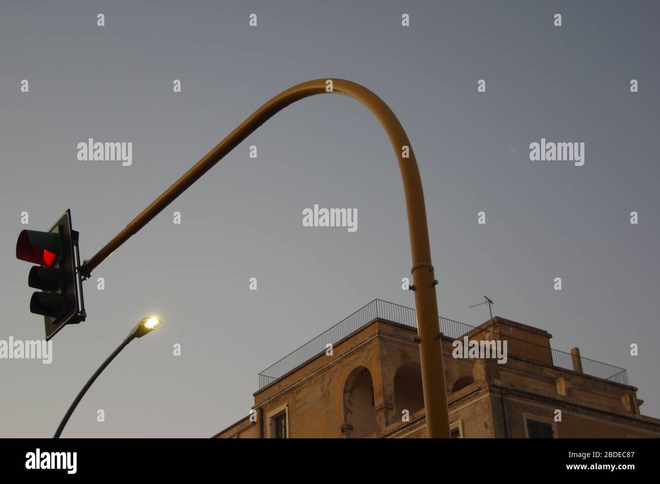 Traffic light in the city street Stock Photo - Alamy
