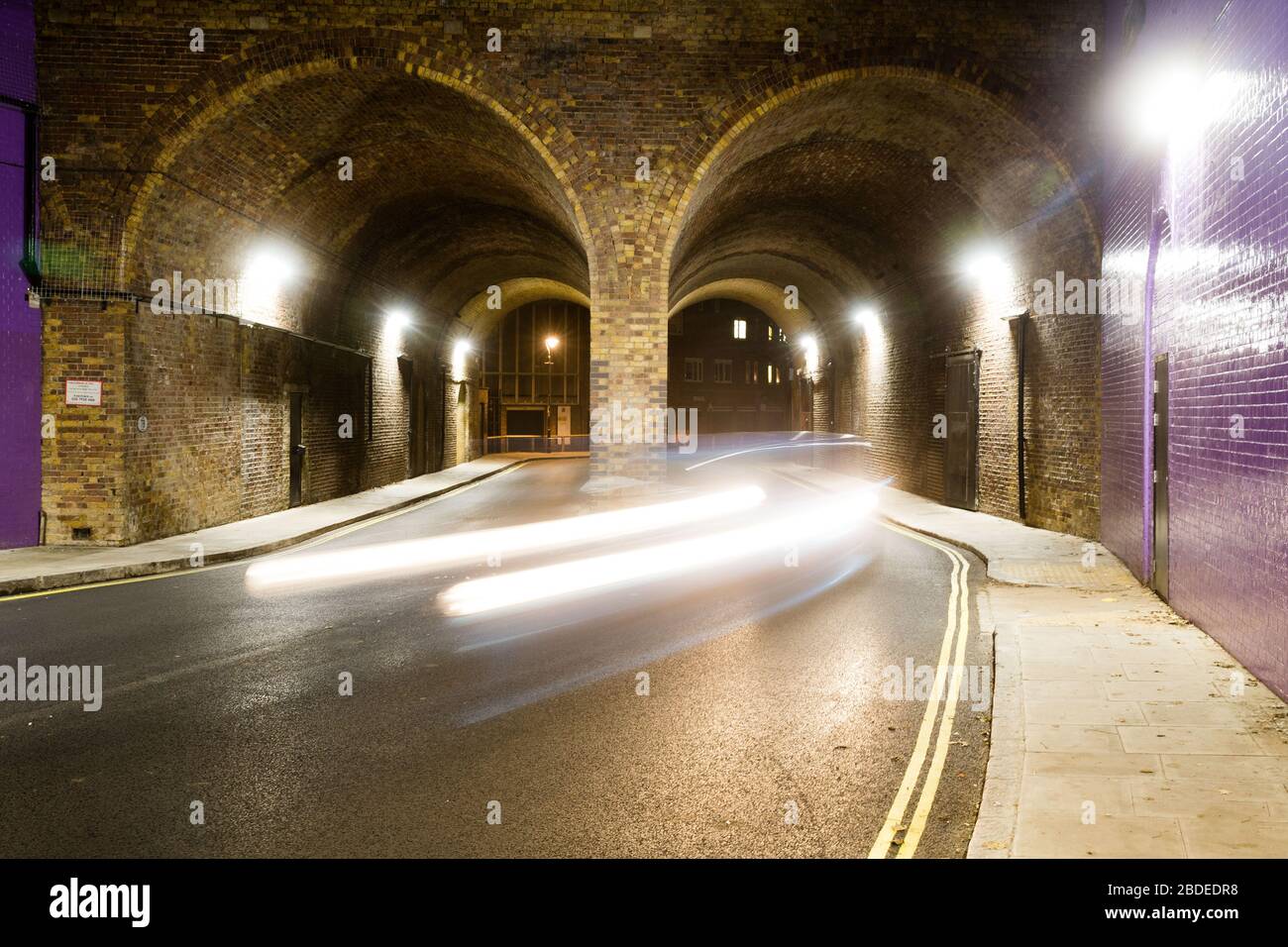 London and southwark subway hi-res stock photography and images - Alamy
