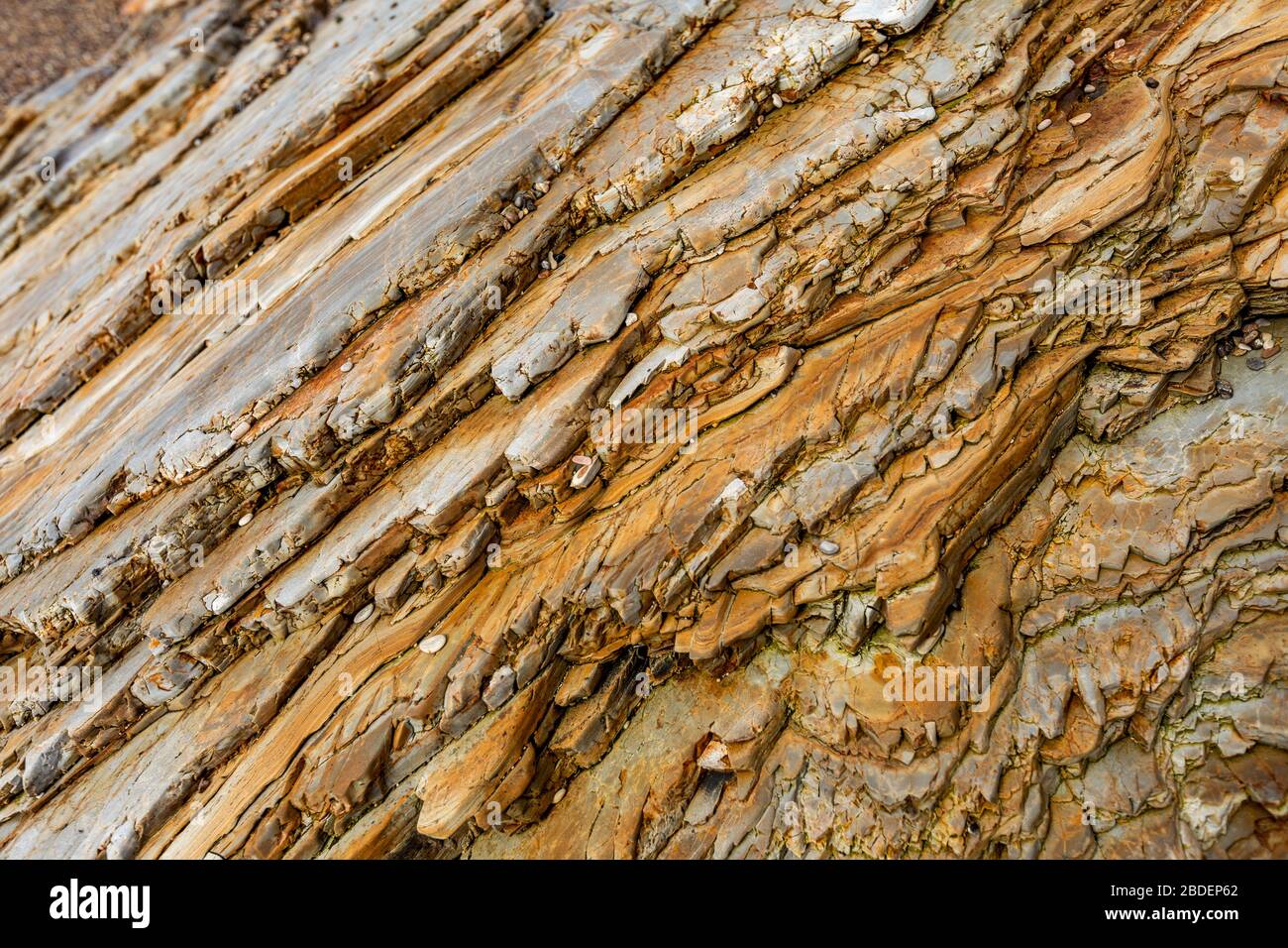 Horizontal rock layers hi-res stock photography and images - Alamy