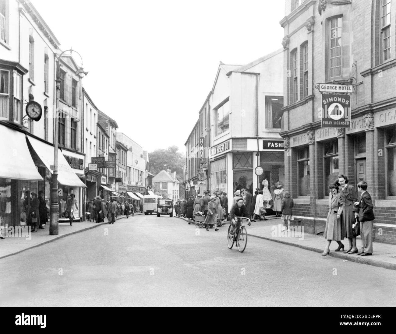 Pontypool, Commercial Street c1955 Stock Photo - Alamy