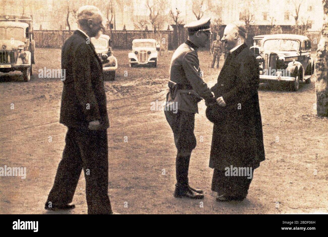 20 april 1944 hi-res stock photography and images - Alamy