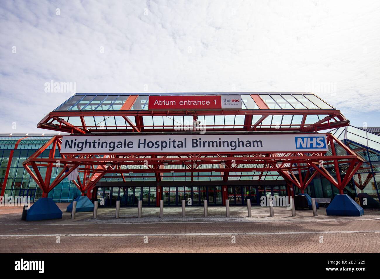 Temporary nhs nightingale birmingham hospital nec hi-res stock ...