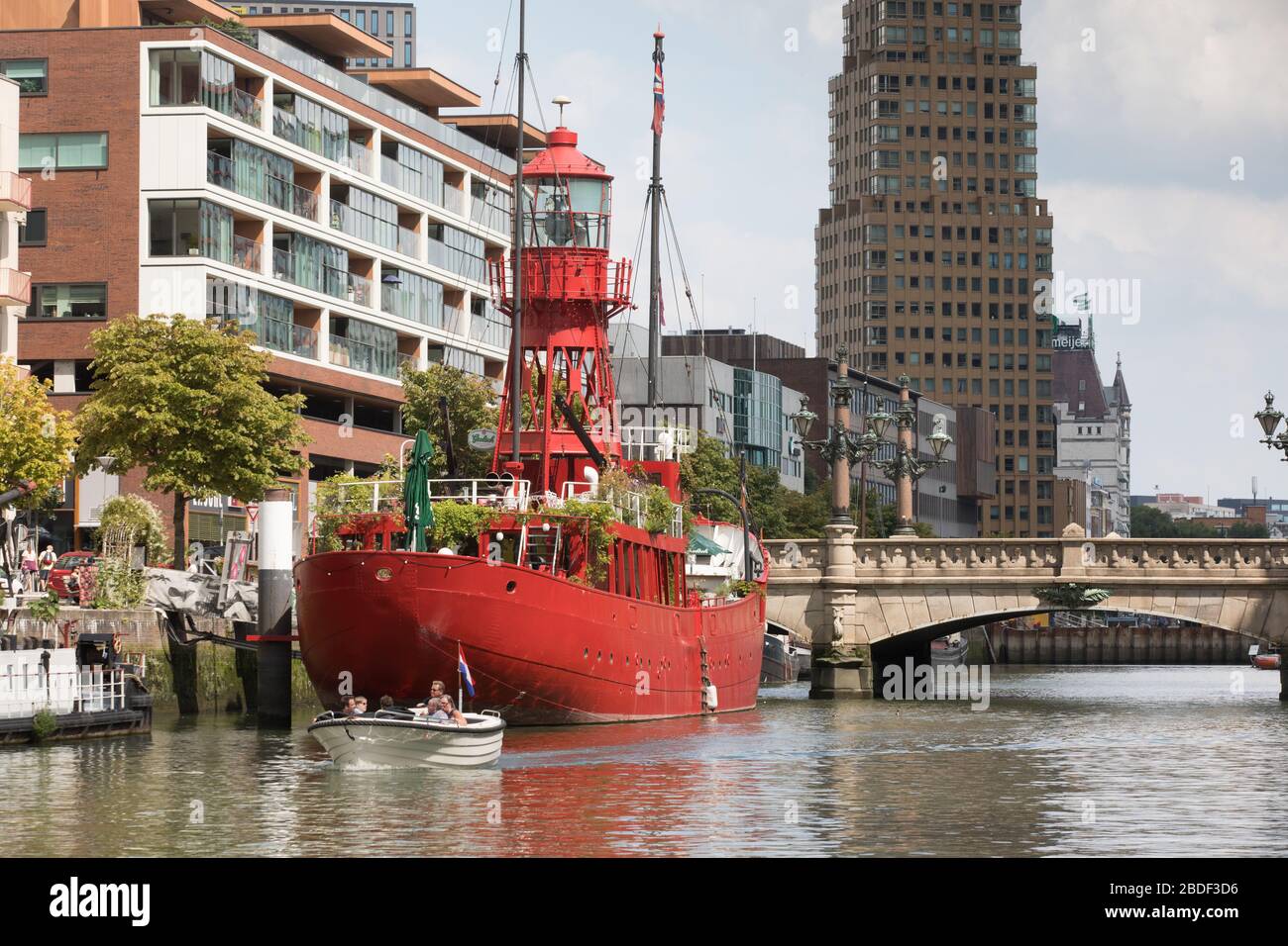Vessel 11 hi-res stock photography and images - Alamy