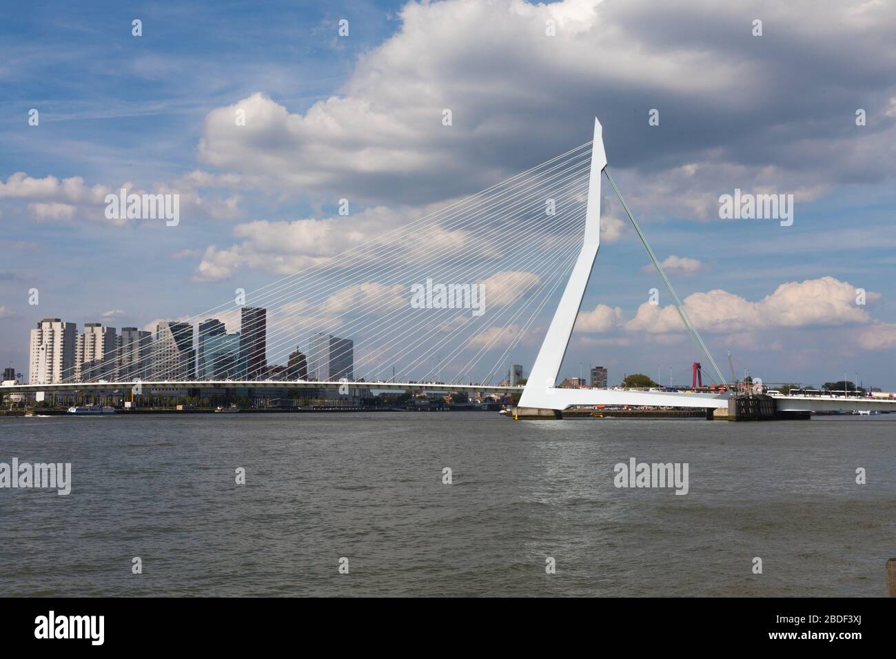 Nieuwe brug hi-res stock photography and images - Alamy