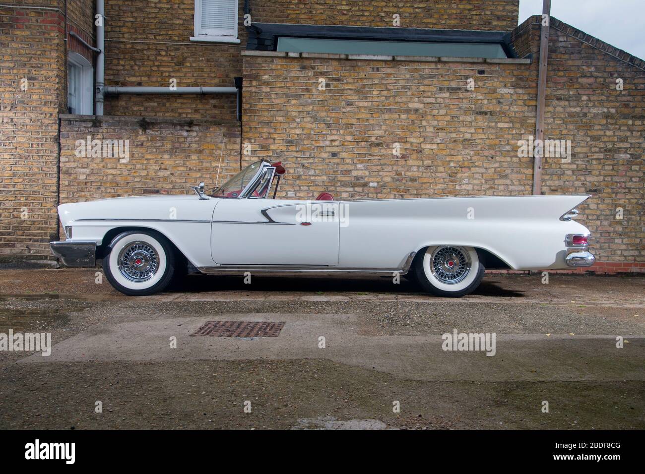 1961 Chrysler Newport Convertible classic American car Stock Photo - Alamy
