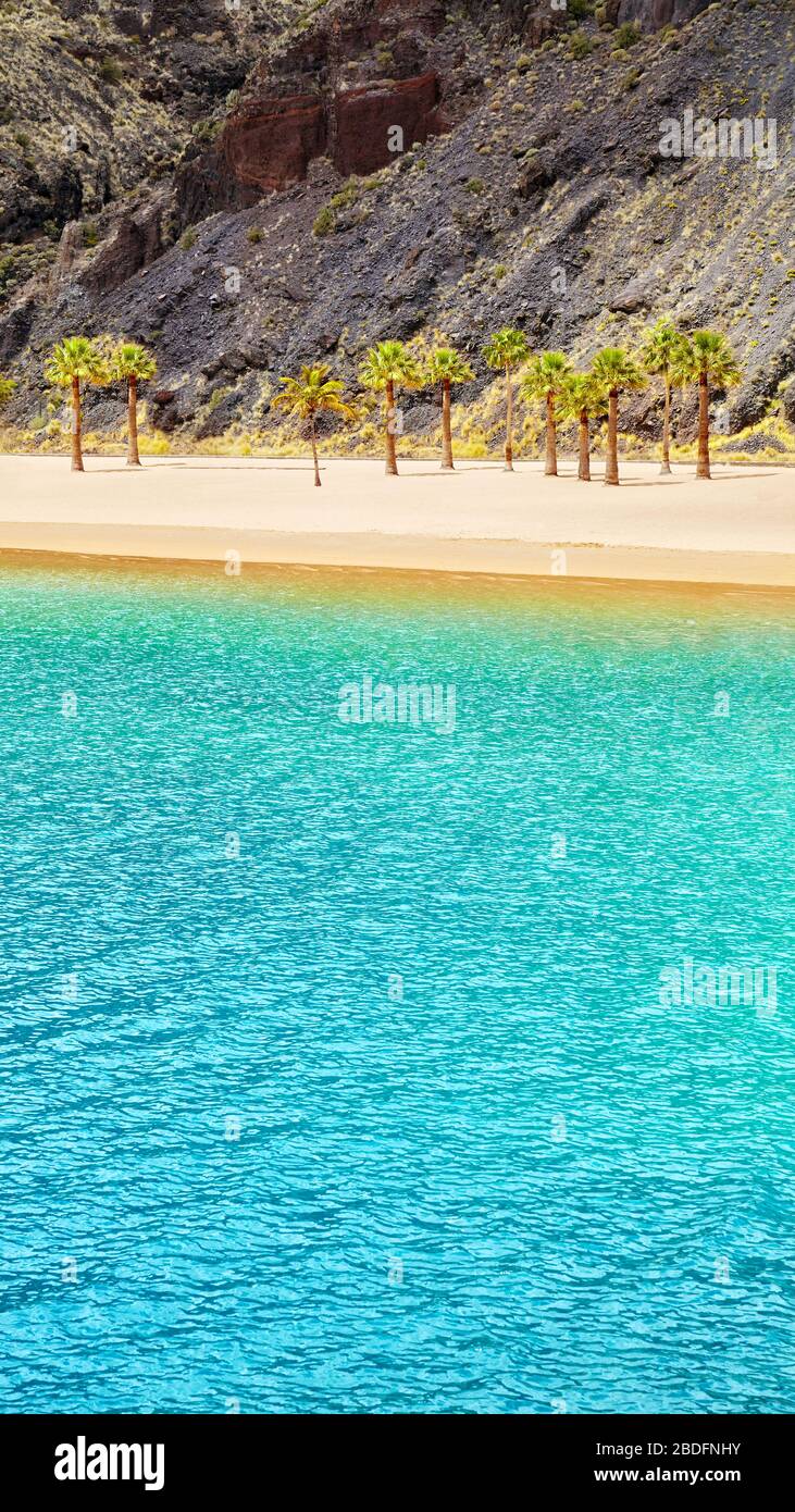 Tropical beach, summer vacation scenery Stock Photo - Alamy