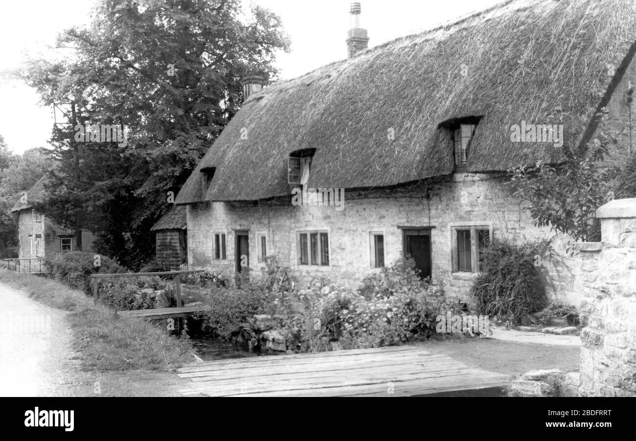 Teffont, Old Cottages c1960 Stock Photo - Alamy
