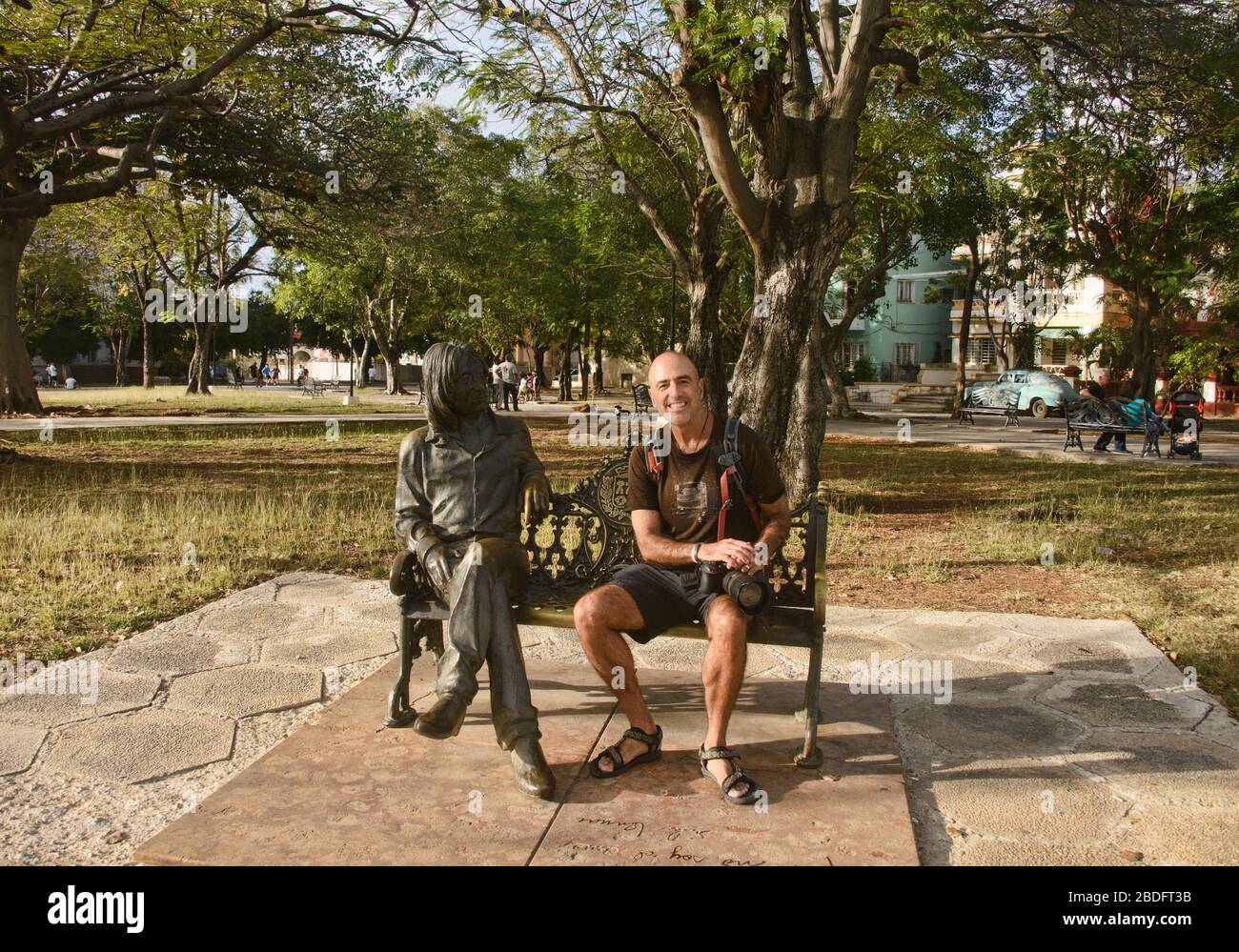 With John Lennon statue, Lennon Park, Havana, Cuba Stock Photo - Alamy