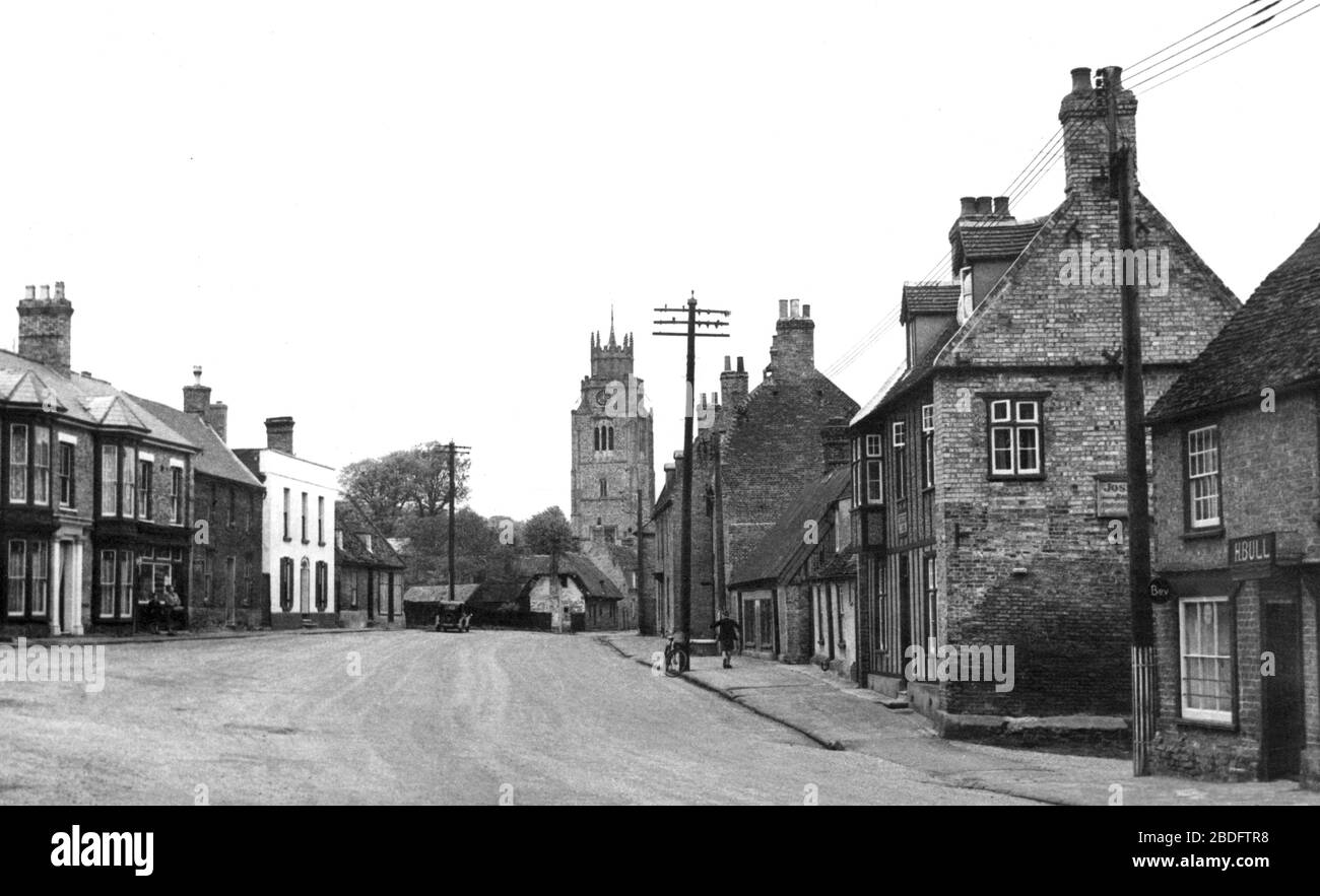 Sutton, High Street c1955 Stock Photo - Alamy