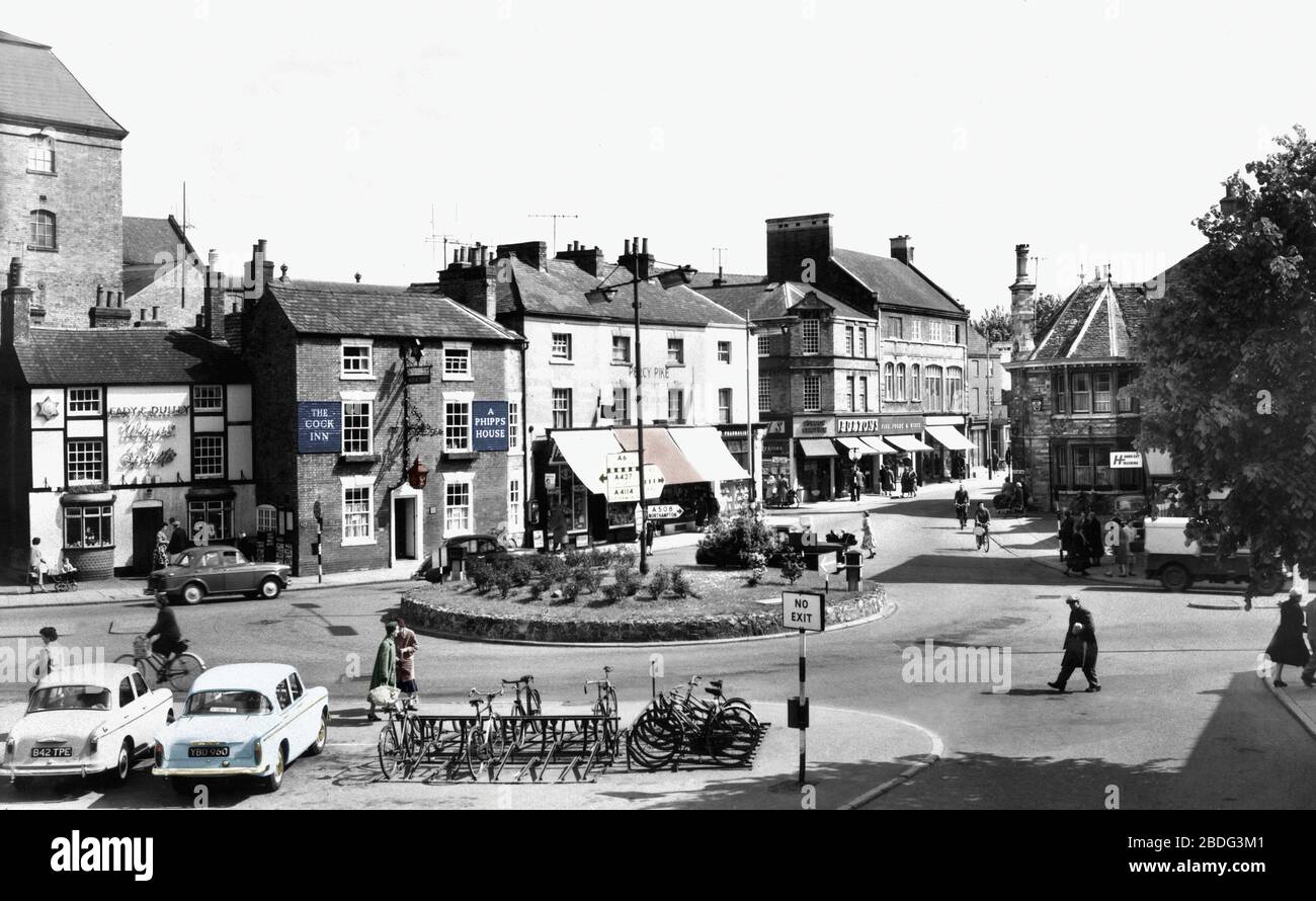 Market Harborough, the Square and High Street c1965 Stock Photo - Alamy