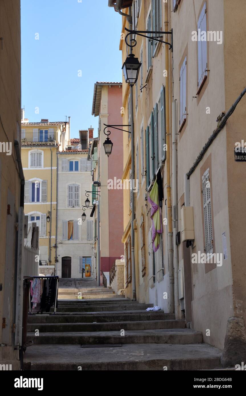 Le Panier old historic district of Marseille Stock Photo - Alamy
