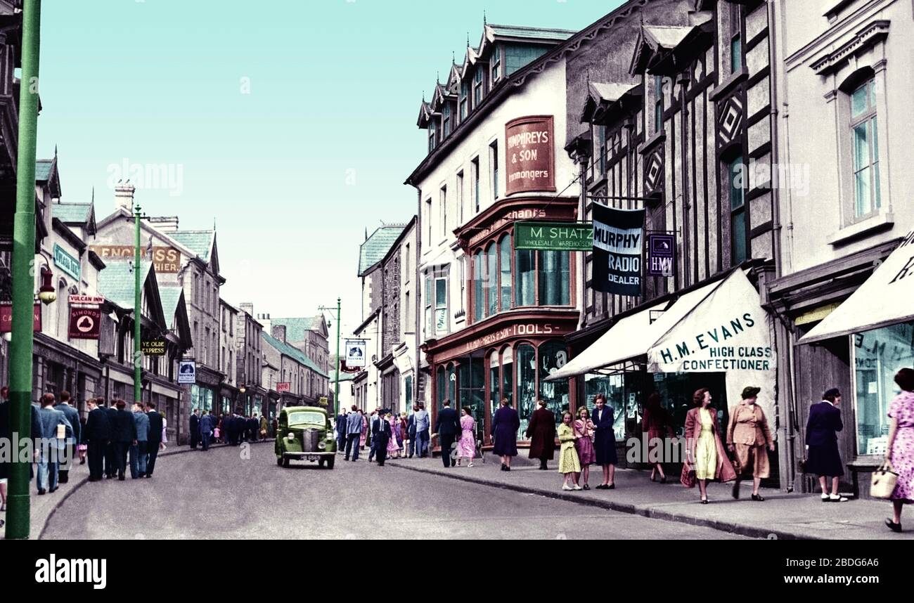 Merthyr Tydfil, Upper High Street c1955 Stock Photo - Alamy