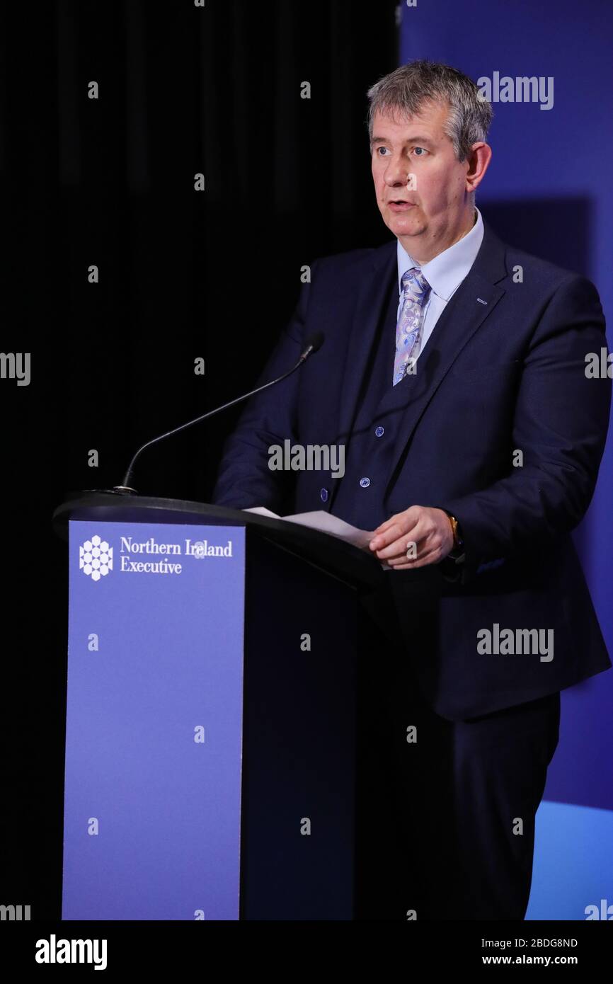 Long gallery stormont parliament buildings hi-res stock photography and ...