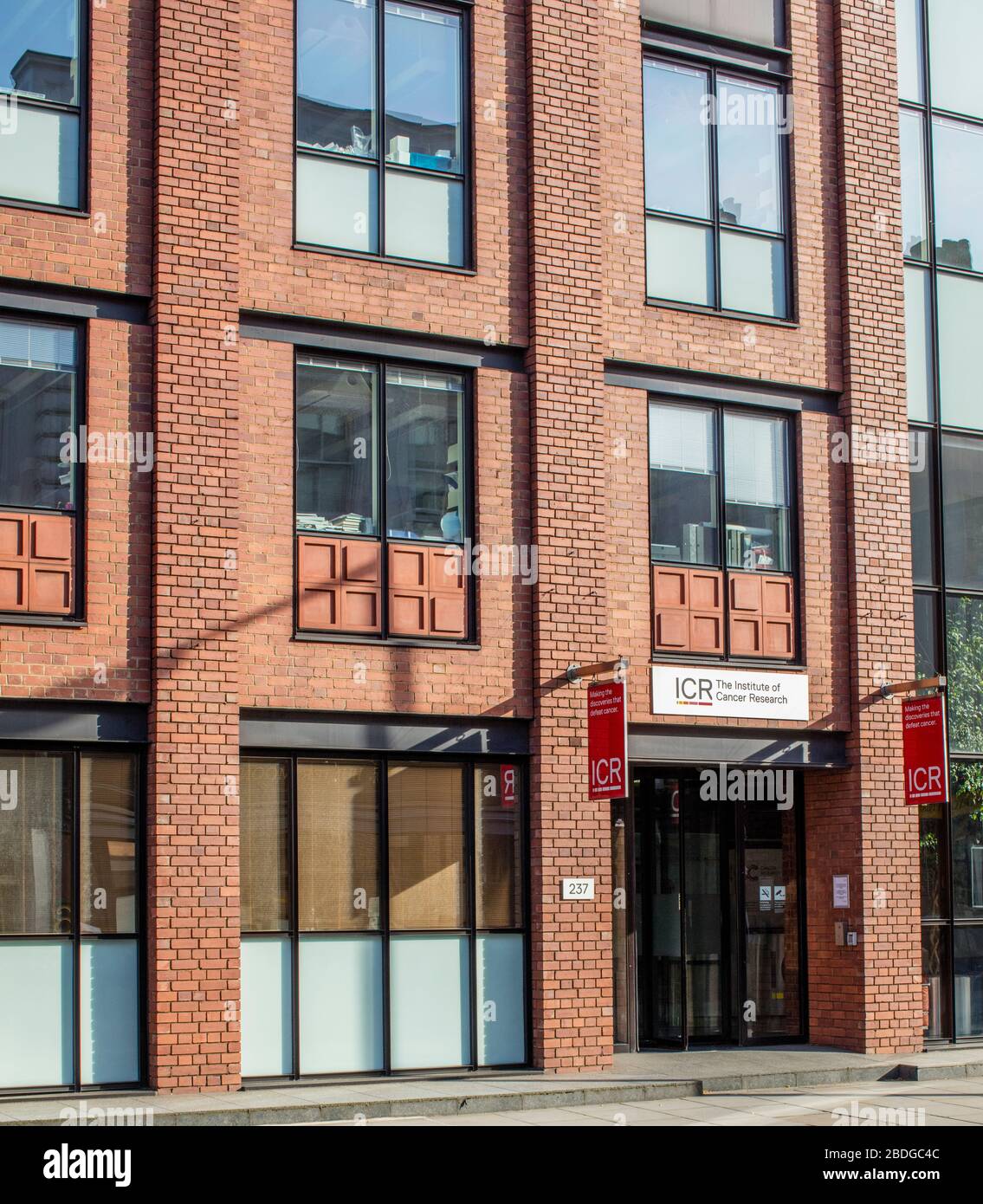 Chester beatty laboratories hi-res stock photography and images - Alamy