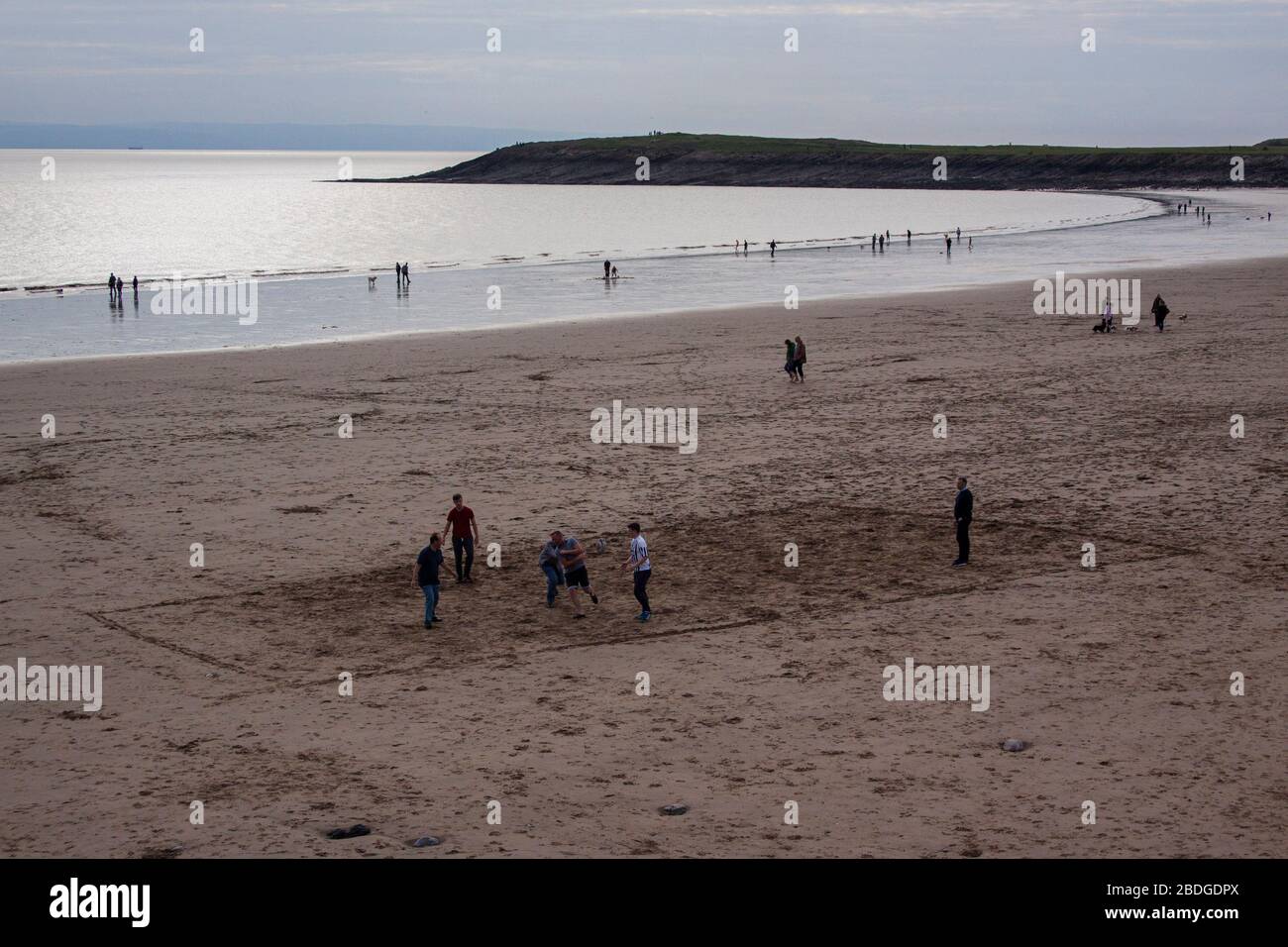 Beach rugby hi-res stock photography and images - Alamy