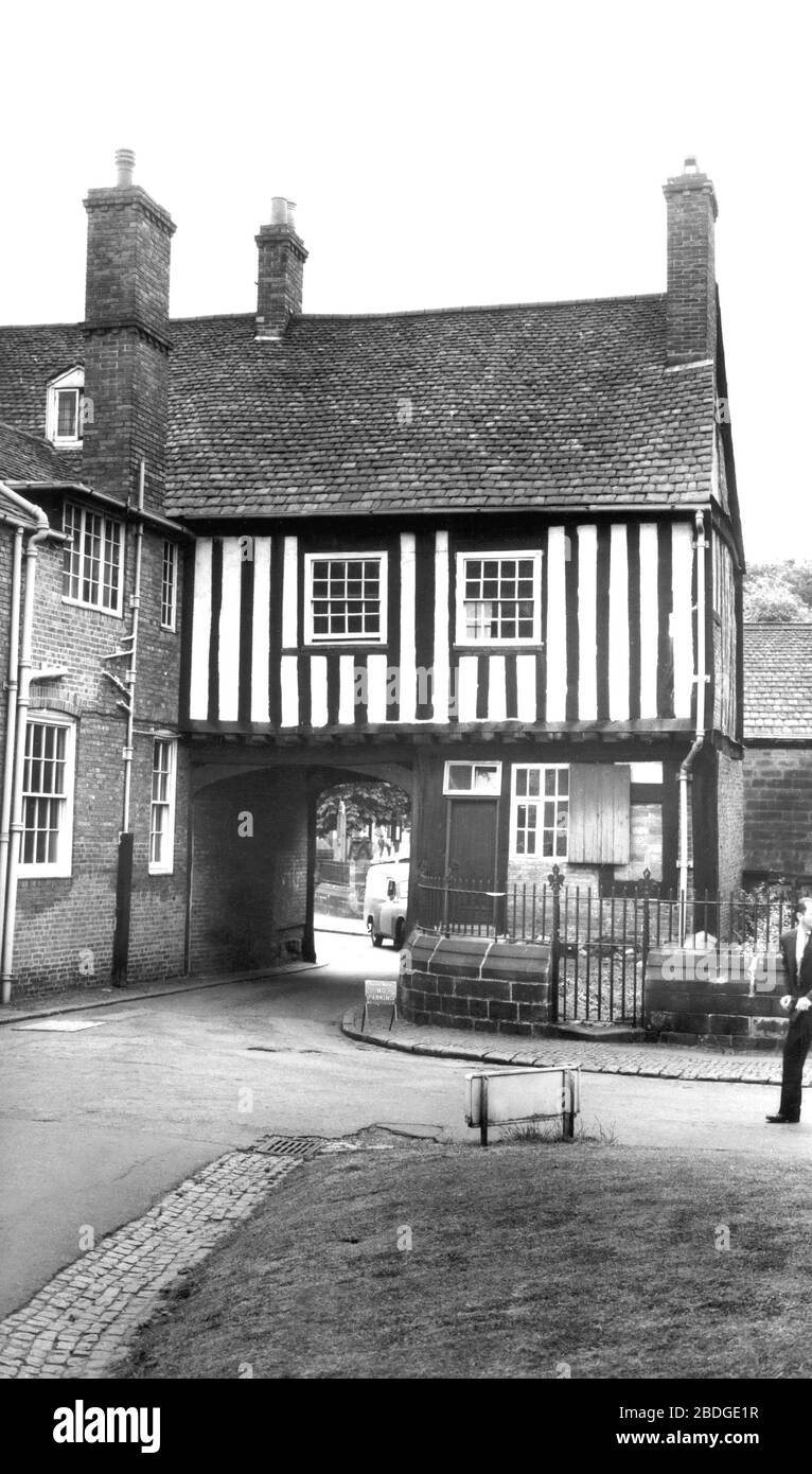 Leicester, the Tudor Gatehouse, Castle Street c1955 Stock Photo - Alamy