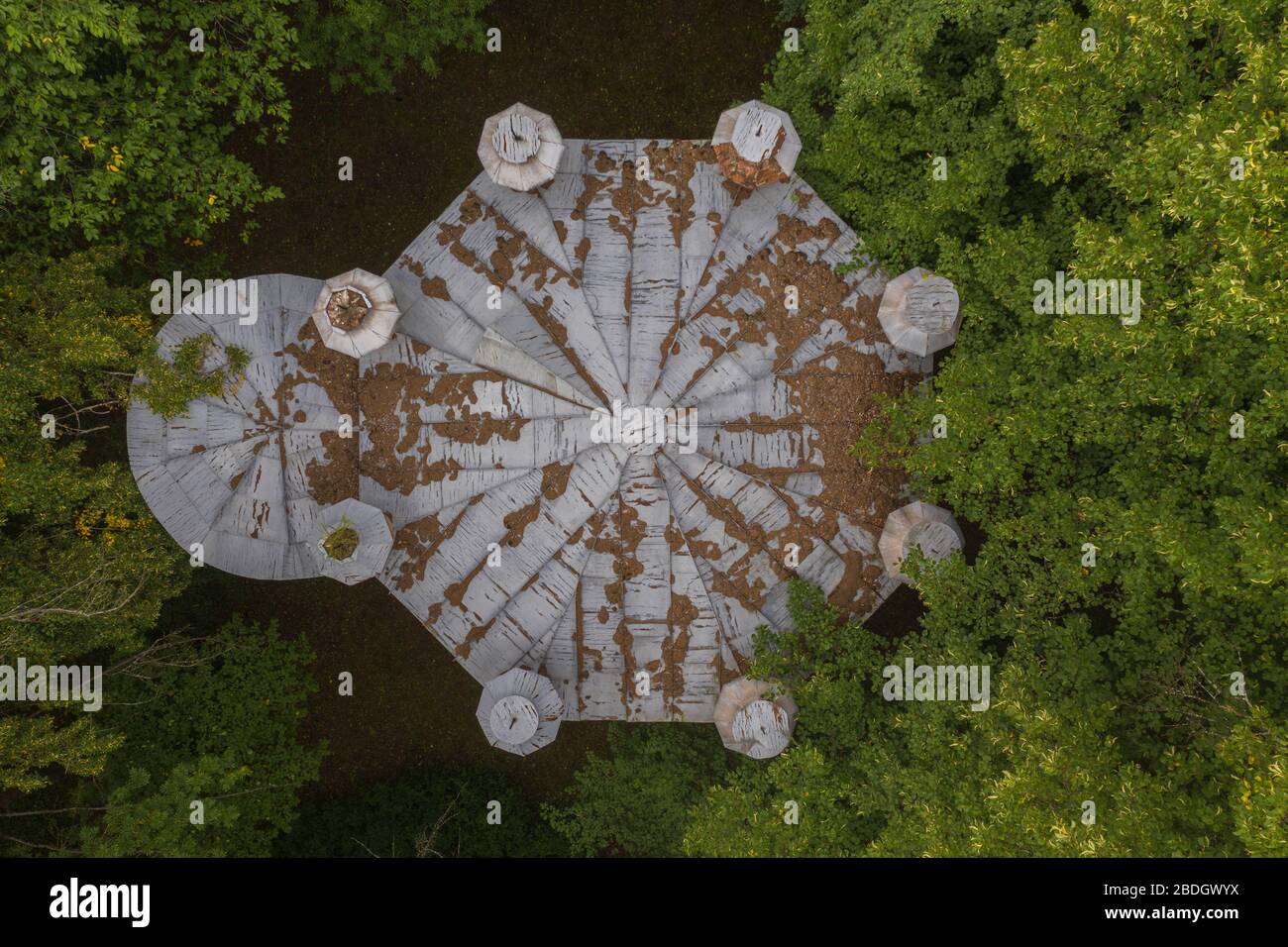 Tall tower in middle resort hi-res stock photography and images - Alamy