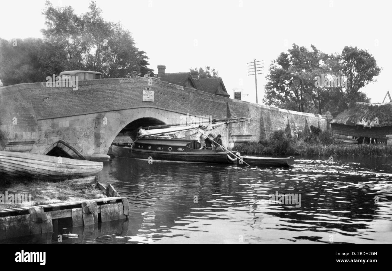 Potter Heigham, the Bridge 1934 Stock Photo - Alamy