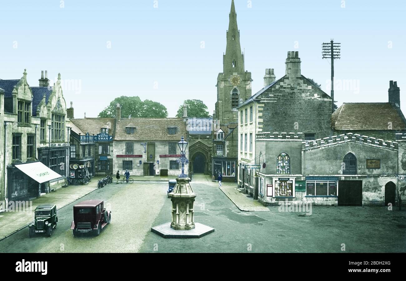 Uppingham, Market Place and St Peter and St Paul's Church 1932 Stock ...