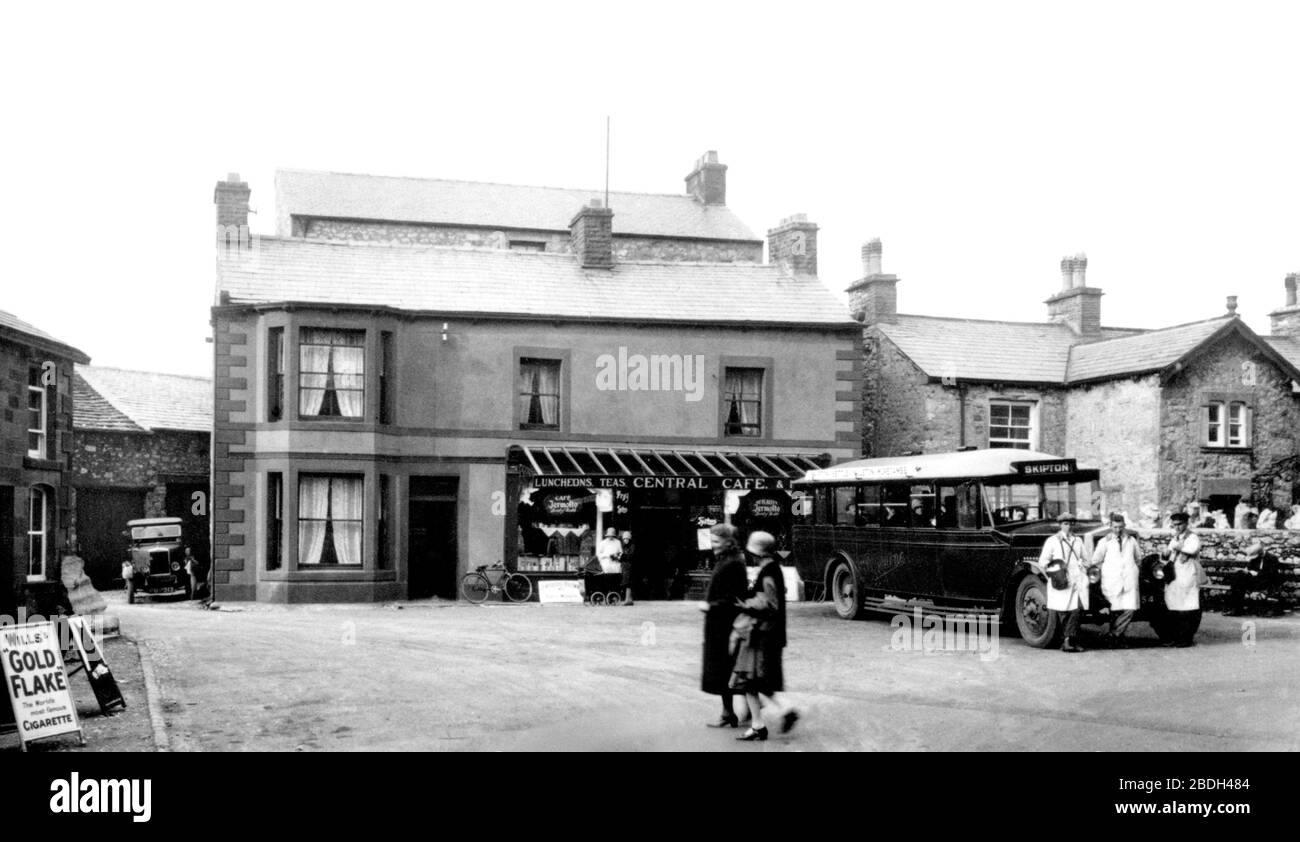 Ingleton, Square 1929 Stock Photo - Alamy