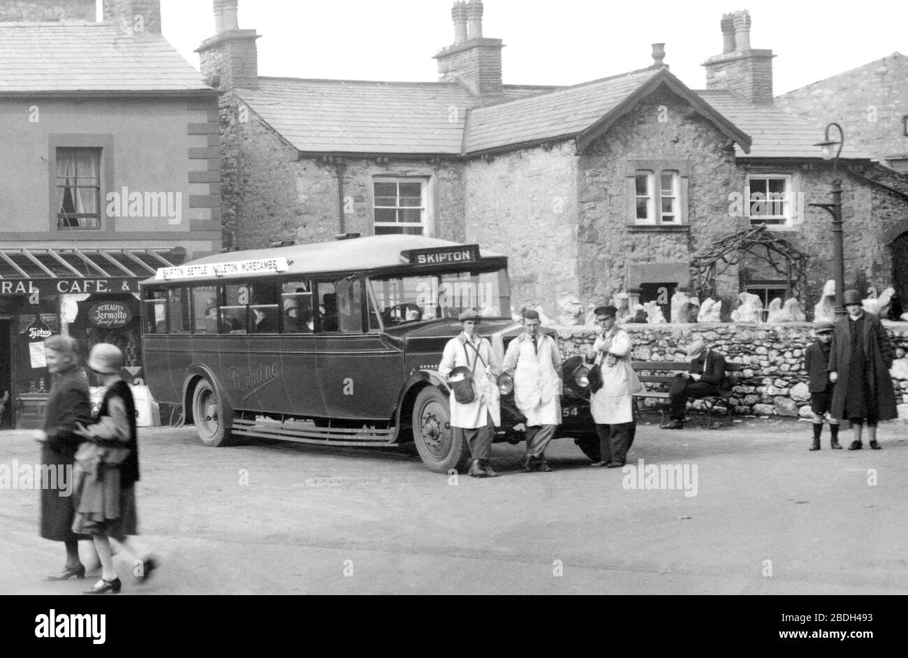 Ingleton, Bus in the Square 1929 Stock Photo - Alamy