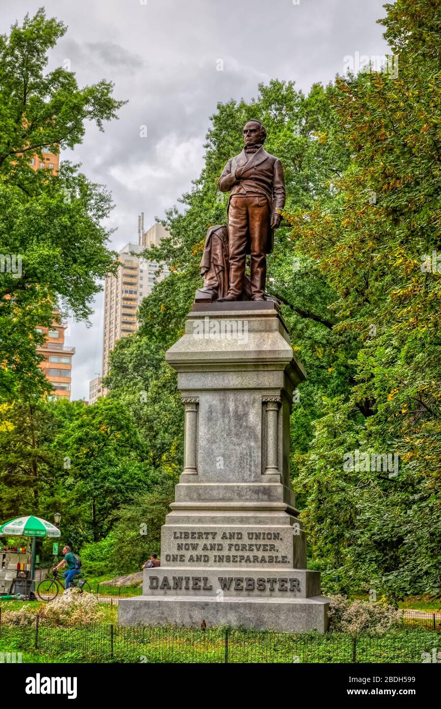 Sculpture daniel webster statue hi-res stock photography and images - Alamy