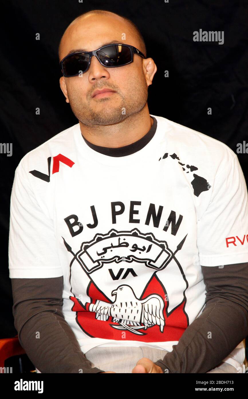 BJ Penn at a book signing at Bookends in Ridgewood, NJ on April 13 ...