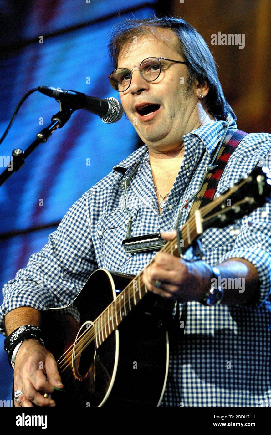 Steve earle hi-res stock photography and images - Alamy