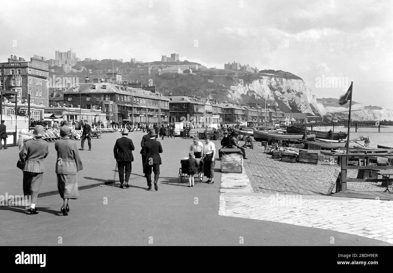 Dover, Promenade 1924 Stock Photo - Alamy