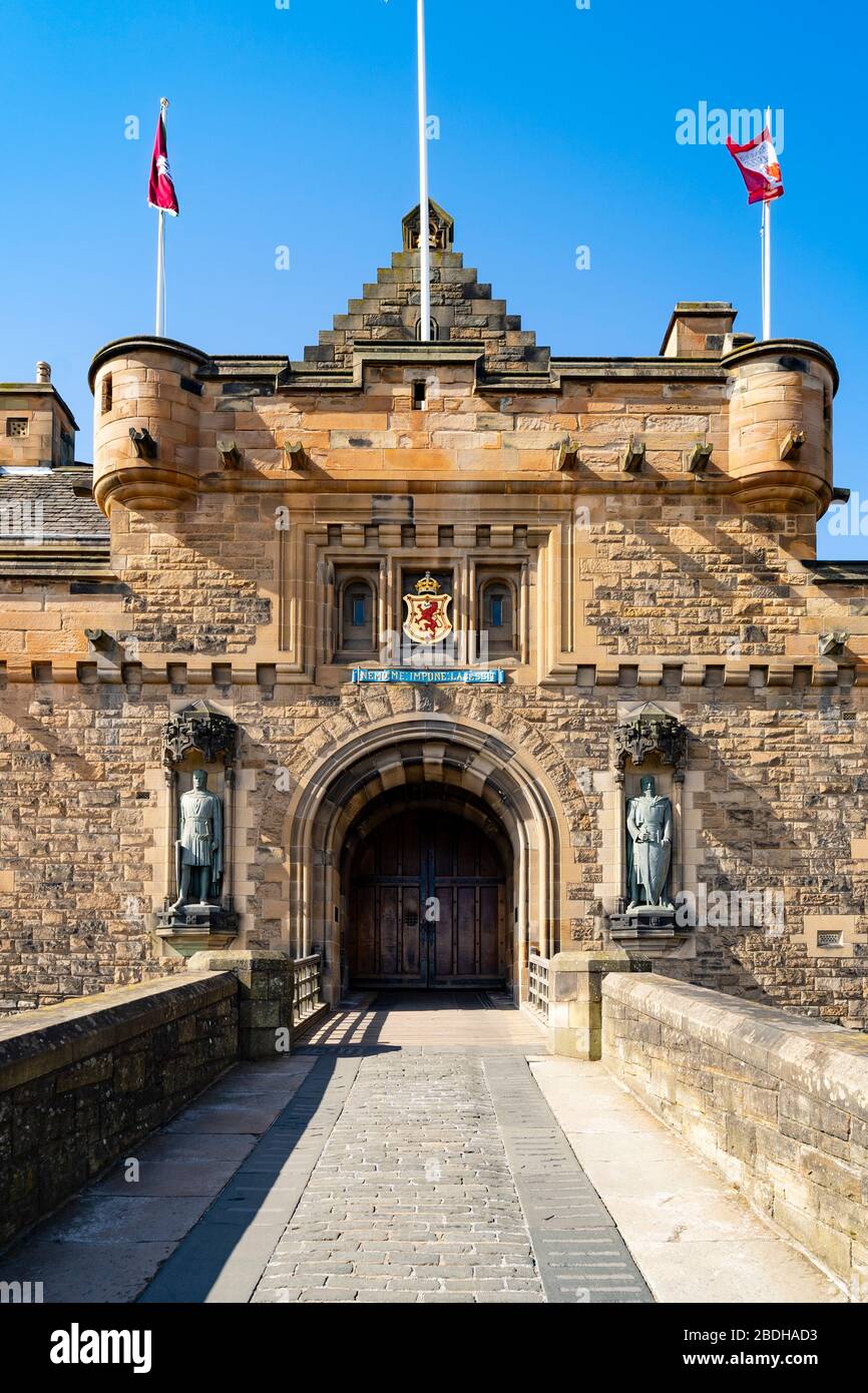 Entrance gate to Edinburgh Castle, Scotland, UK Stock Photo - Alamy