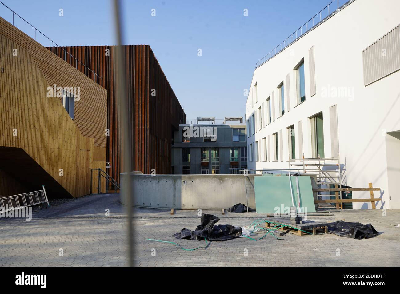 Not yet finished new modern buildings Stock Photo - Alamy
