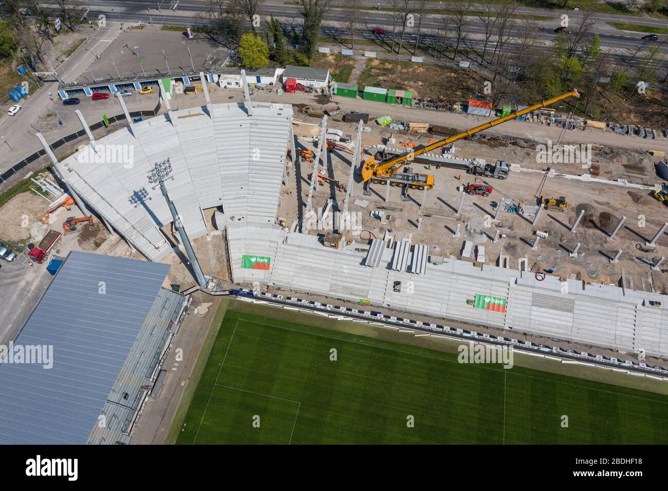 Football stadium being built hi-res stock photography and images - Alamy