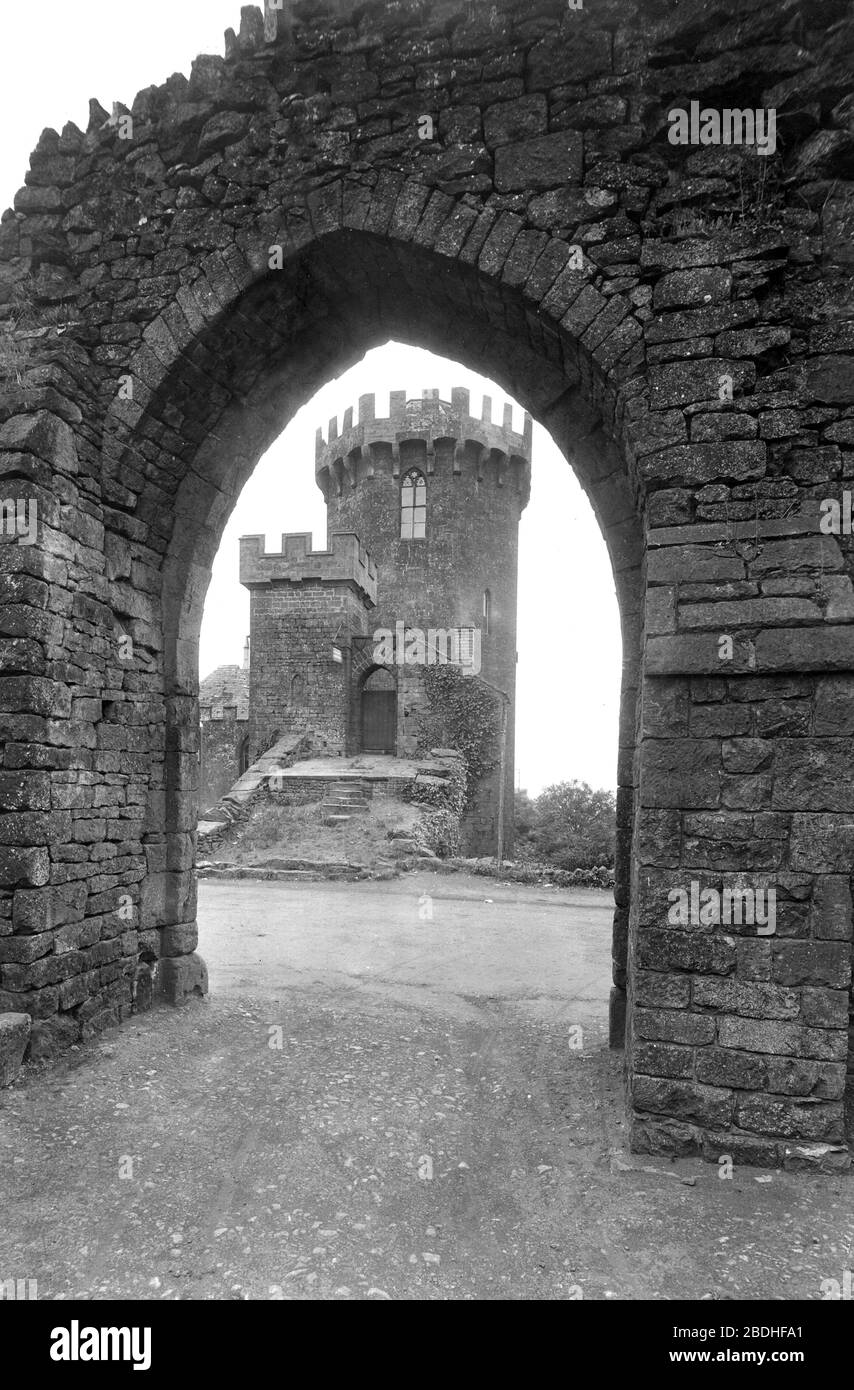 Edgehill, the Castle Inn 1922 Stock Photo - Alamy