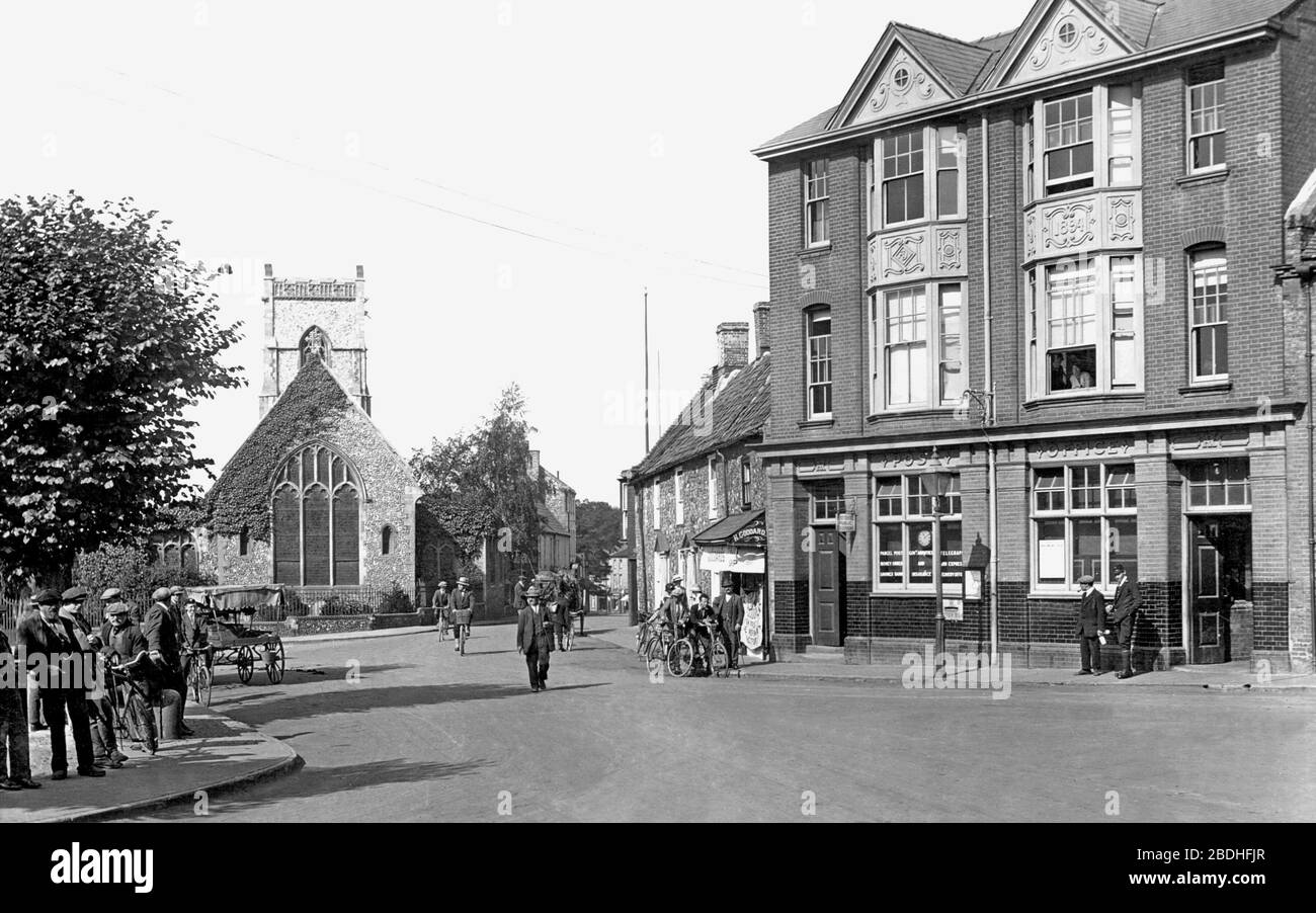 Thetford, St Cuthbert's Church 1921 Stock Photo - Alamy