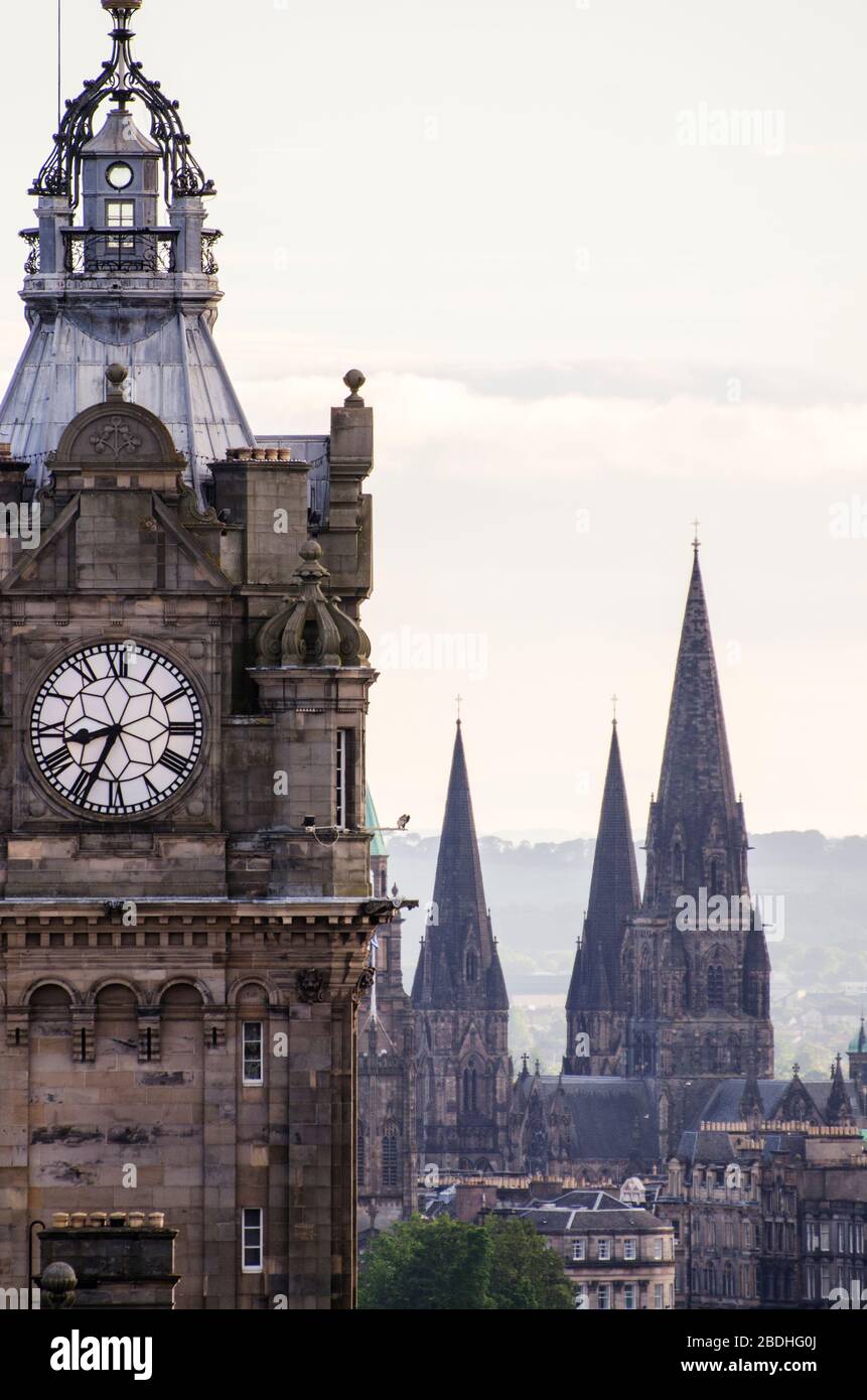 Edinburgh sunset landscape hi-res stock photography and images - Alamy
