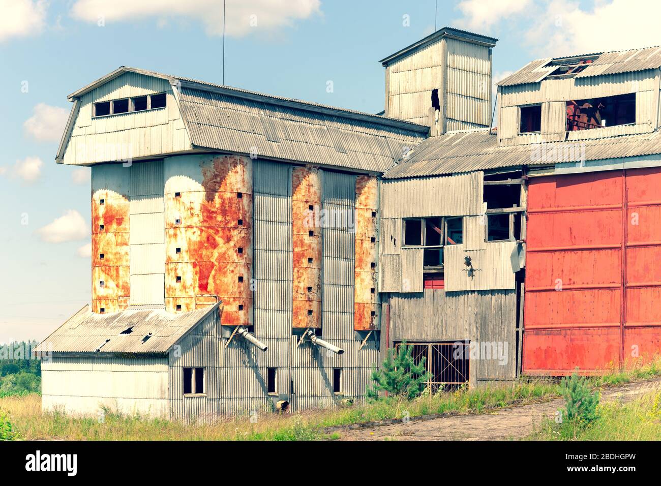 Food manufacturing plant construction hi-res stock photography and ...