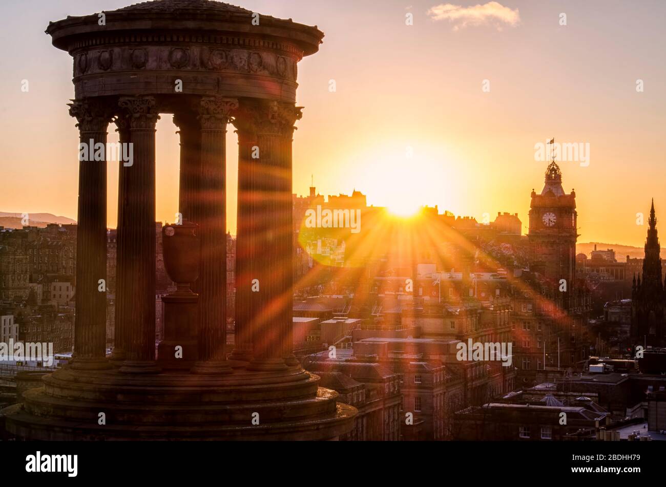 Edinburgh cityscape scotland hi-res stock photography and images - Alamy