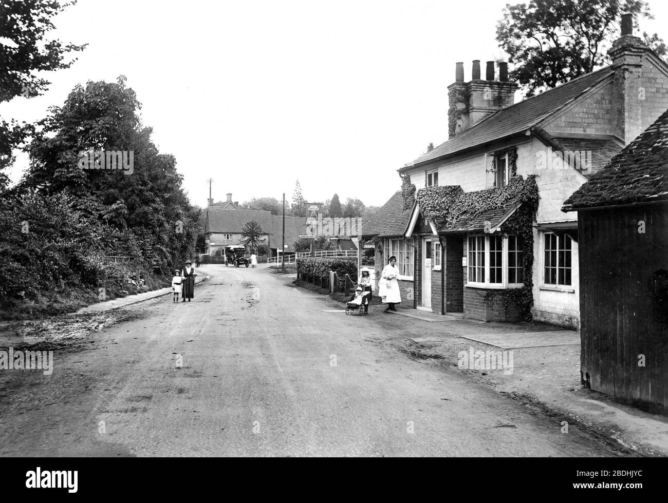 Gomshall, The Compasses 1917 Stock Photo - Alamy