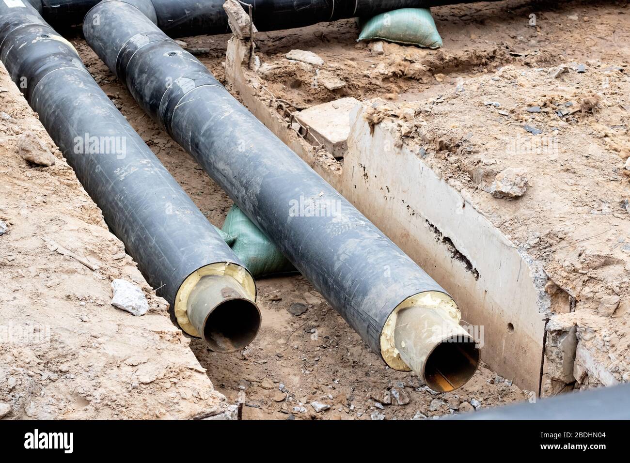 Industrial pipe lining hi-res stock photography and images - Alamy