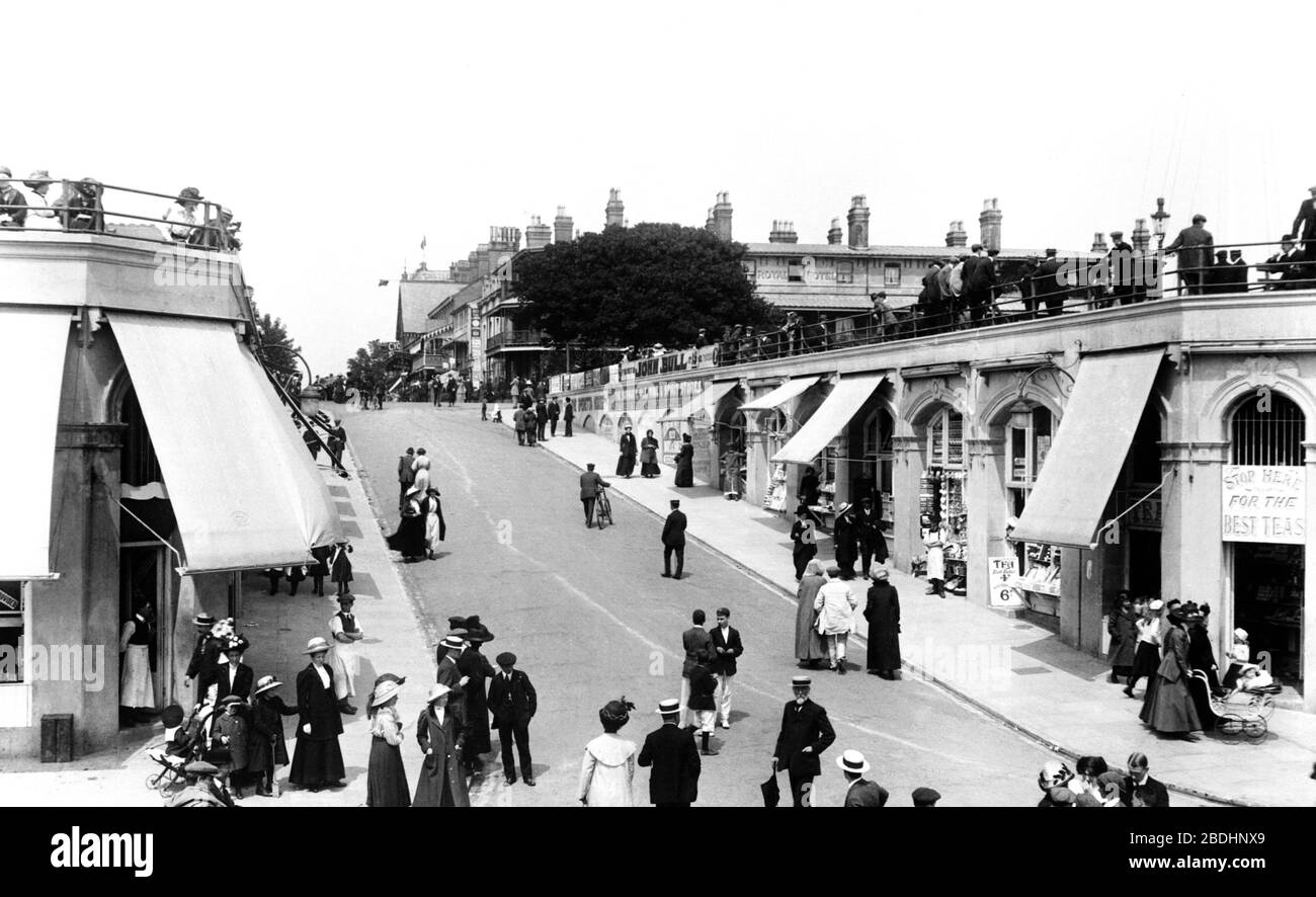 Clacton-on-Sea, Pier Gap 1912 Stock Photo - Alamy