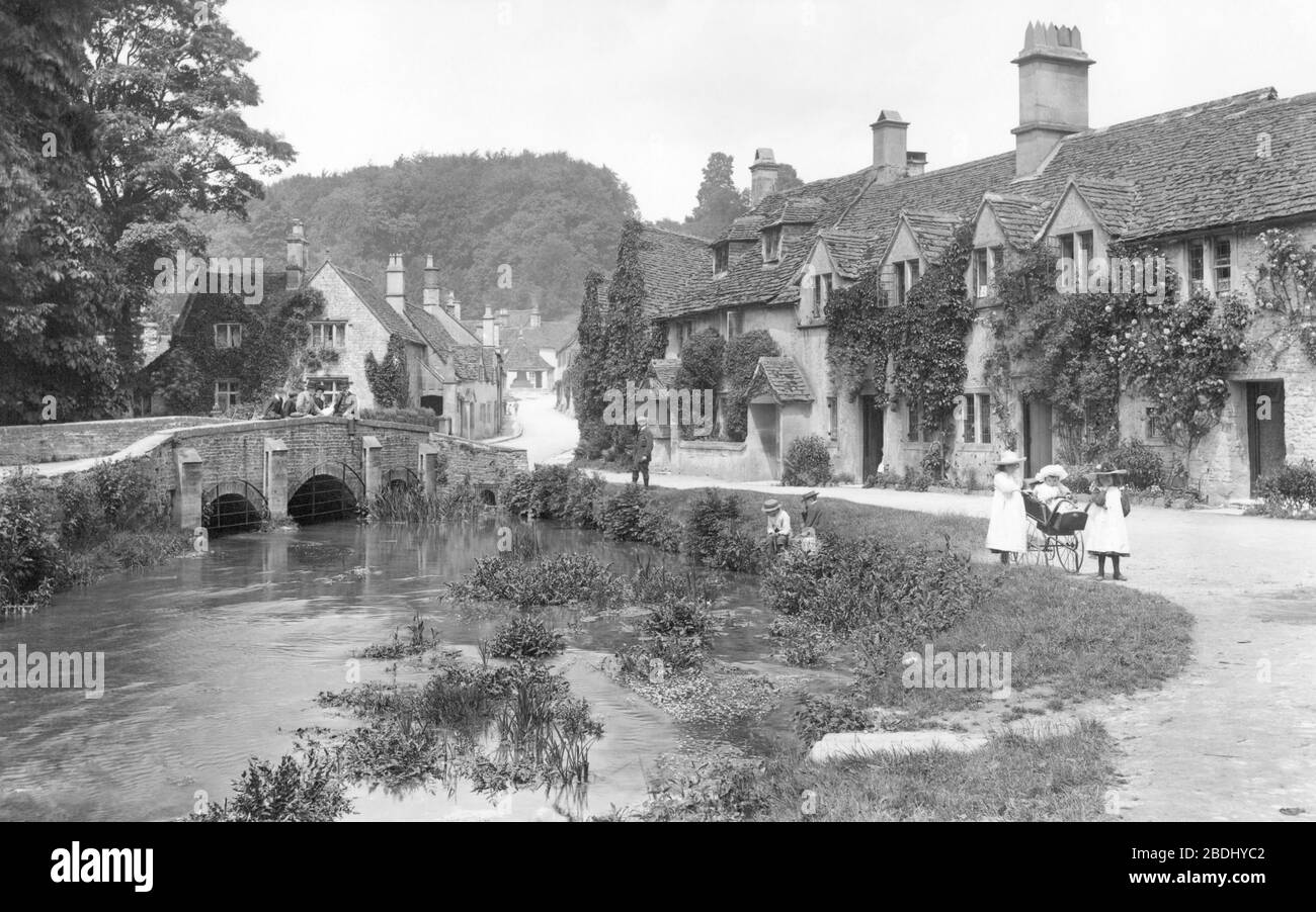 Castle Combe, Village Stream 1907 Stock Photo - Alamy