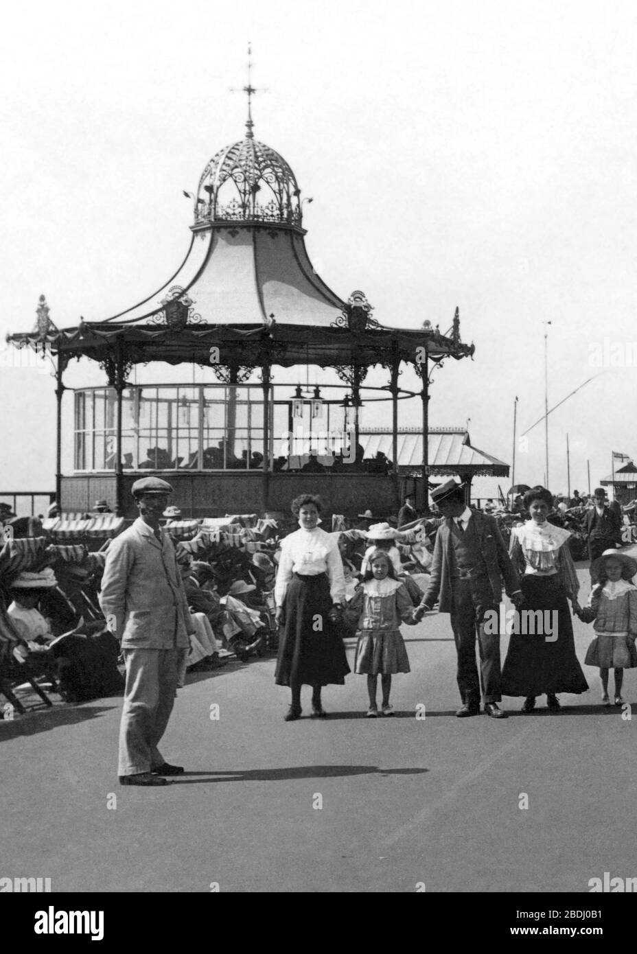 Worthing, Esplanade, the Bandstand 1906 Stock Photo - Alamy