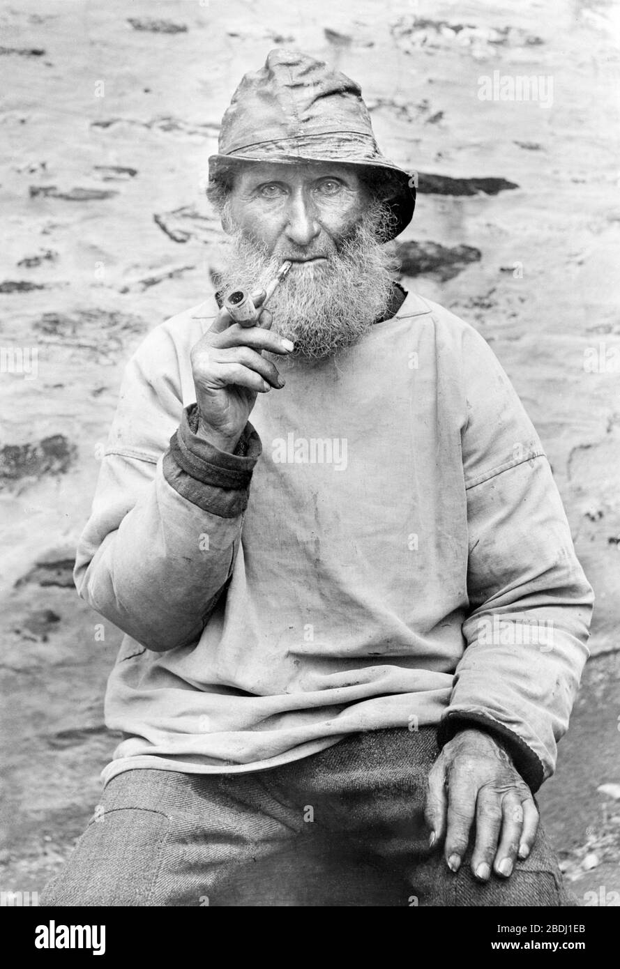 Port Isaac, a Cornish Fisherman 1896 Stock Photo - Alamy