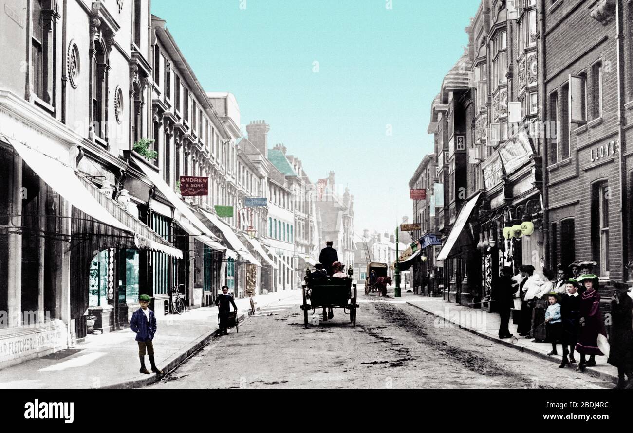 Maidenhead, Queen Street 1904 Stock Photo - Alamy