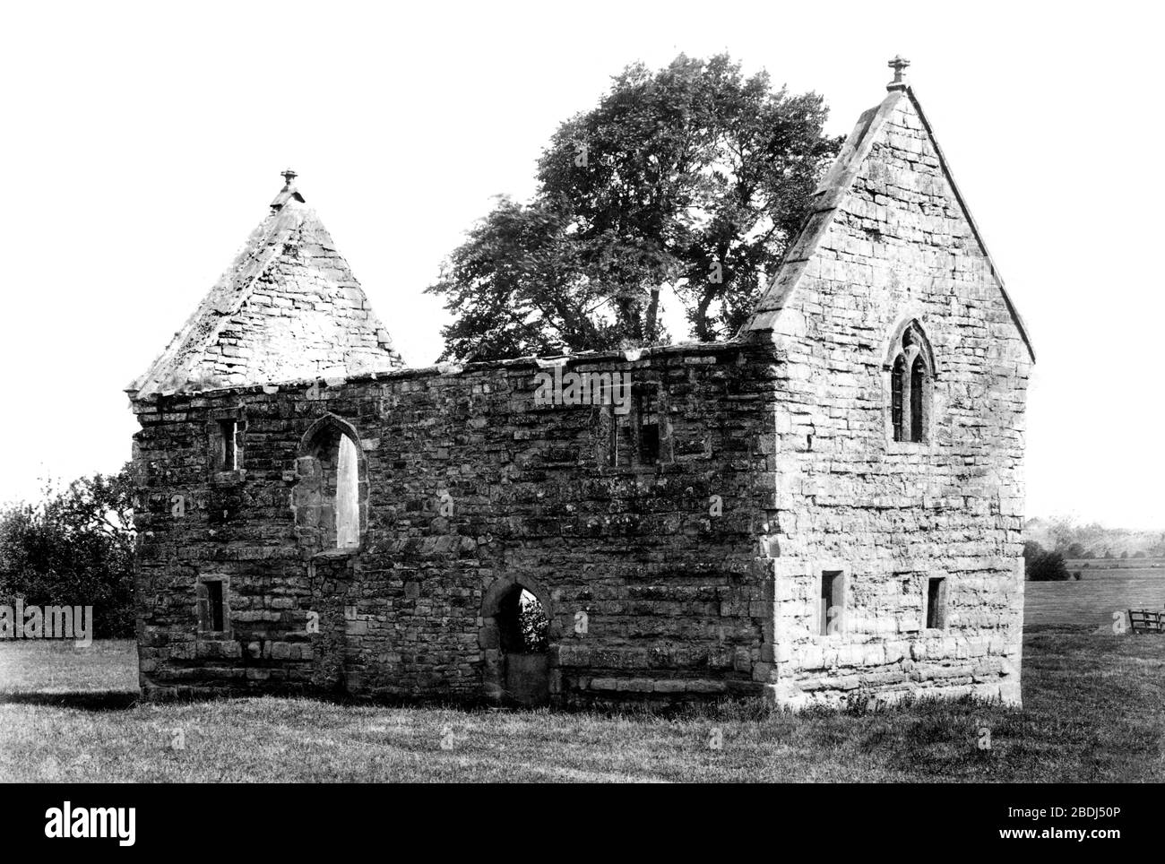 Meare, Fish House 1904 Stock Photo - Alamy